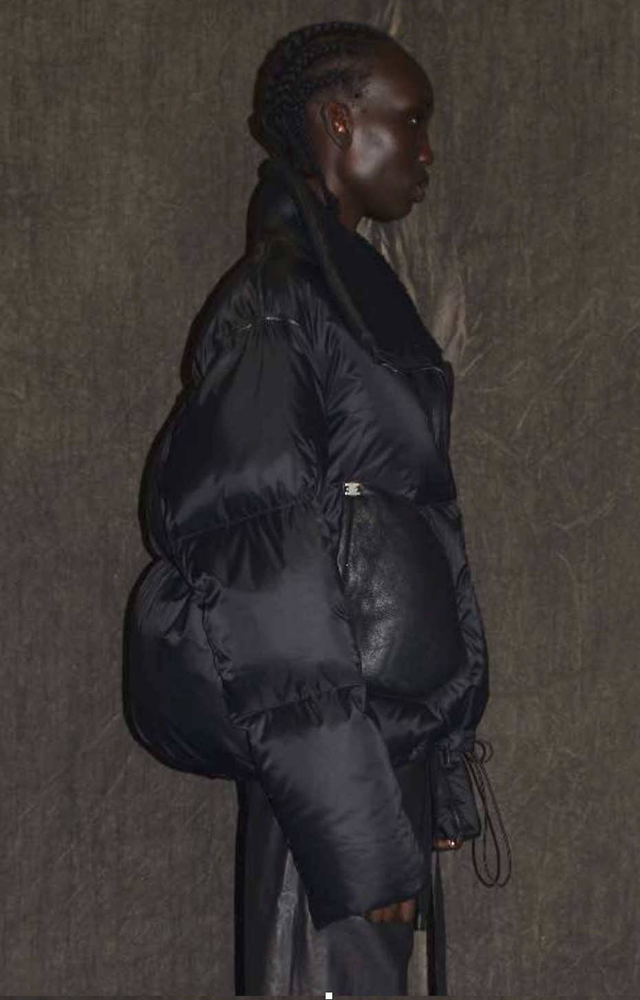 Isaac Sellam Experience - R221 Waxy Black – isaac-sellam-experience-69